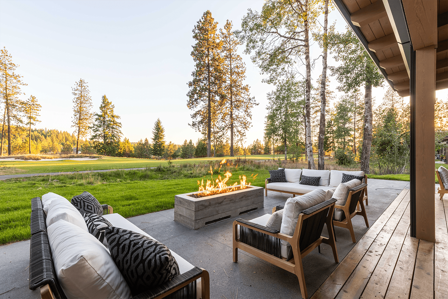 Discover Contemporary Retreat at Copper Creek Landscaping